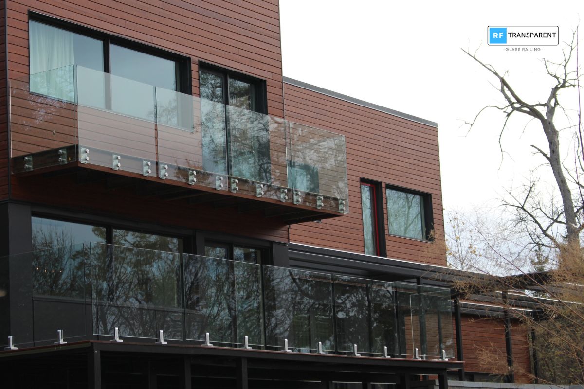 #1 Glass Railings & Panels Supplier in Canada - RF Transparent